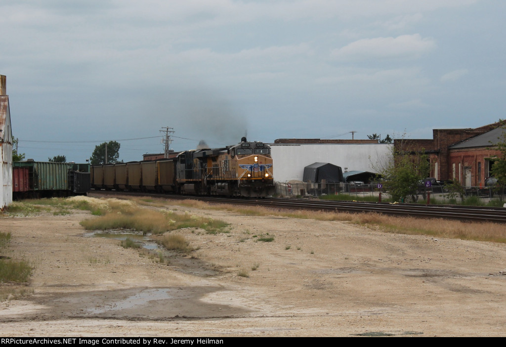 UP 5722 & CSX 5310 (1)